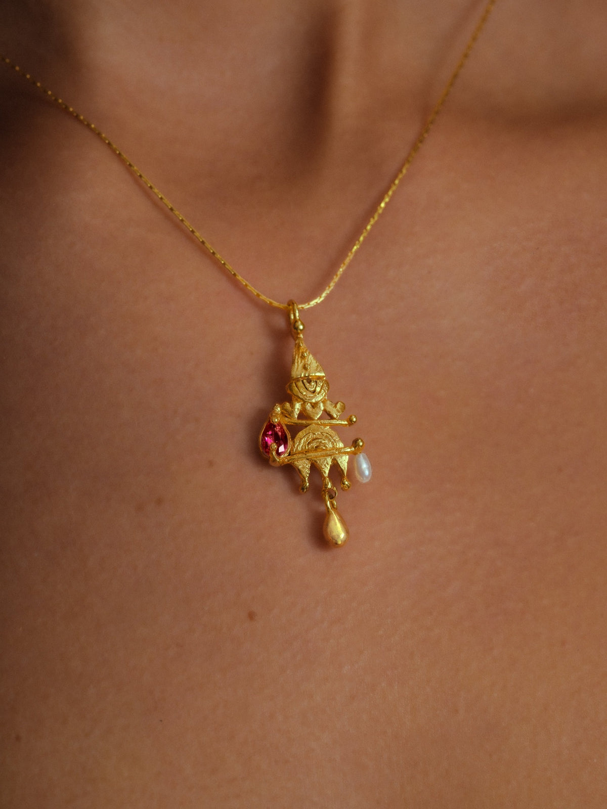 The Dada Clown Chain - 24k Gold Plated Charm Pendant Creole